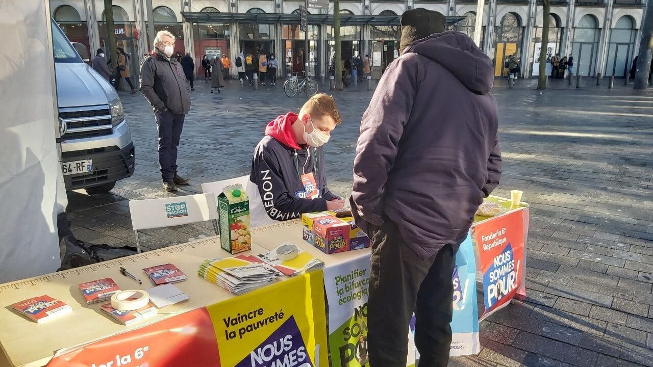 Distribuer des tracts - Aide en ligne - Action Populaire
